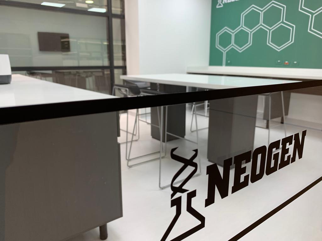 Diseño de Laboratorio para Neogen Colombia